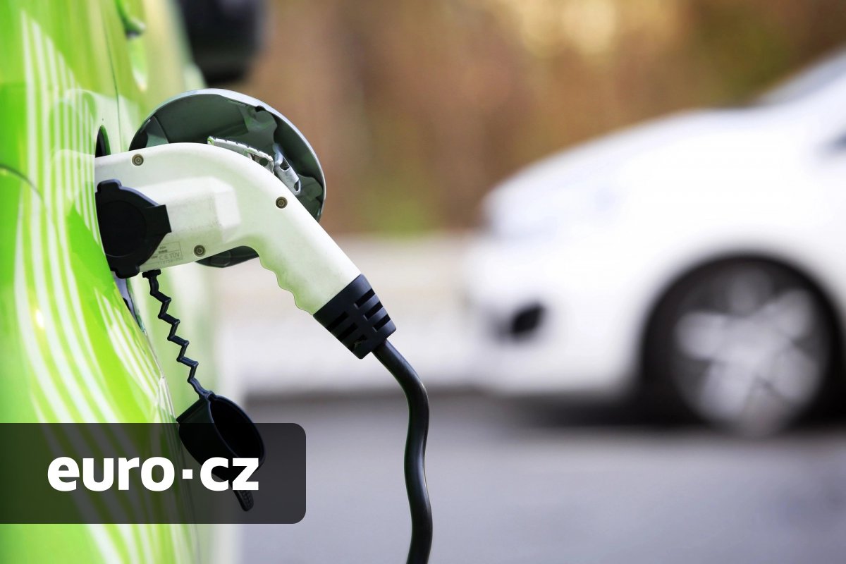 „Automechanik“ na baterky. Brněnské VÚT spouští nový studijní program zaměřený na komplexní ...