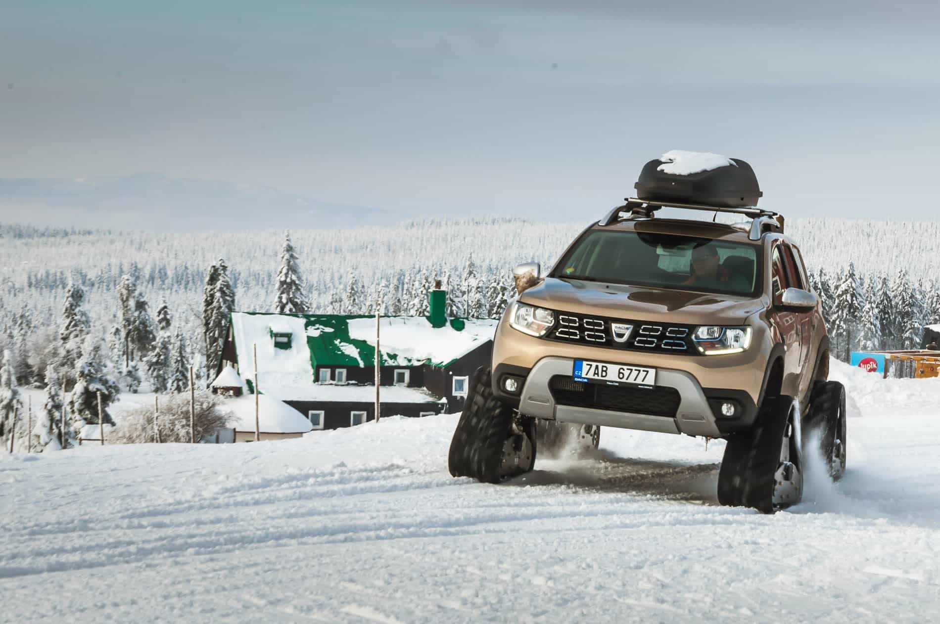 Dacia Duster ACF: Kam nevyjede běžný Duster, tam vyjede Duster na ...