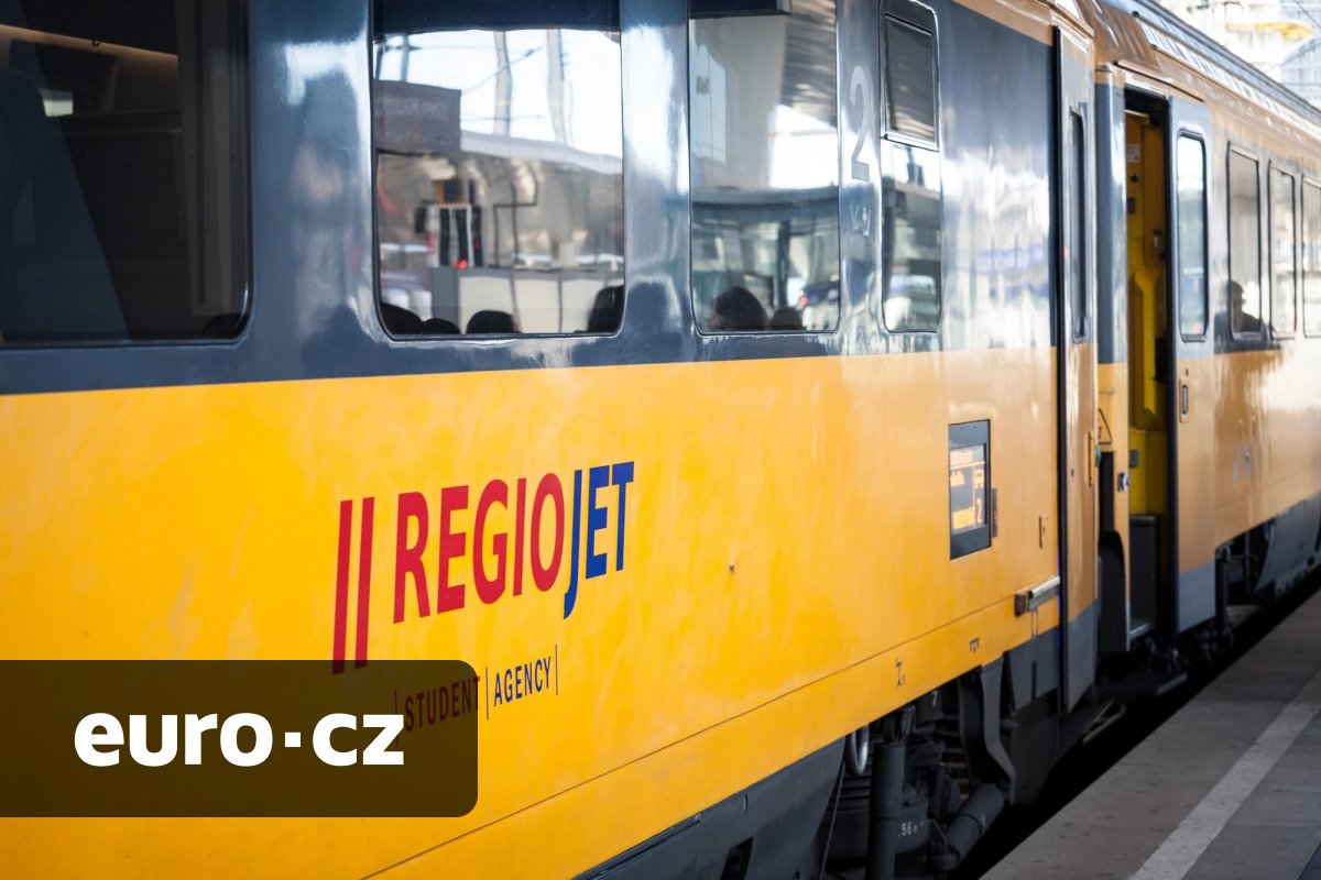 Společnost RegioJet loni přepravila na 12 milionů cestujících. Její ...