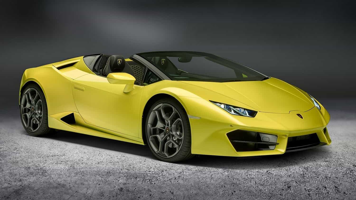 Lamborghini Huracan LP580-2 Spyder přišlo o střechu a pohon všech kol ...