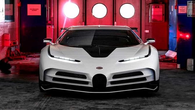 Bugatti vyrobí pouze 10 kusů modelu Centodieci. Cena jednoho z nich je ...