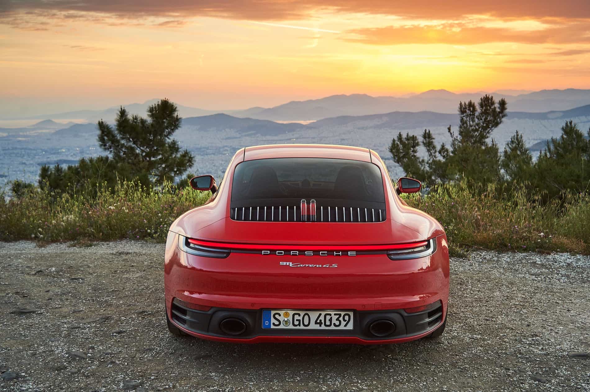 Poprvé za volantem Porsche 911 gen. 992: Samé špatné zprávy - Autobible ...