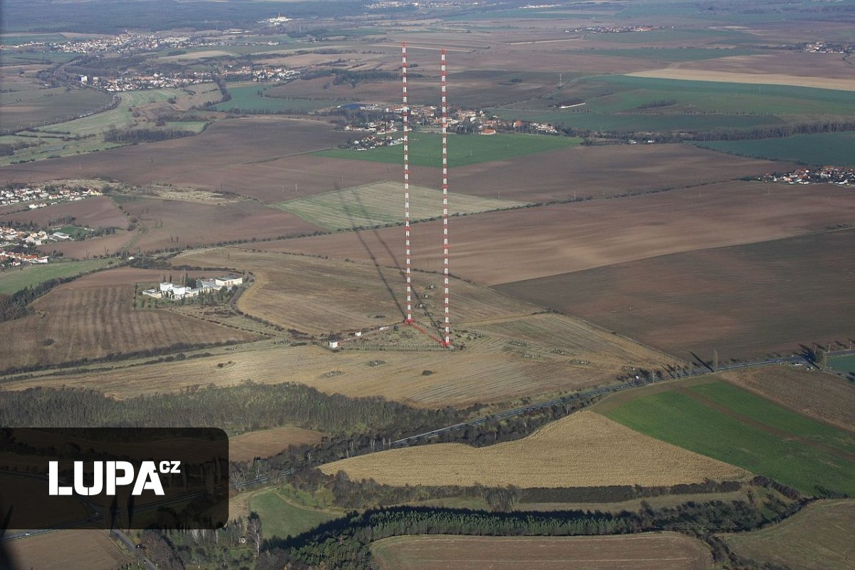 Country Radio začne od října vysílat z vysílače Liblice - Lupa.cz