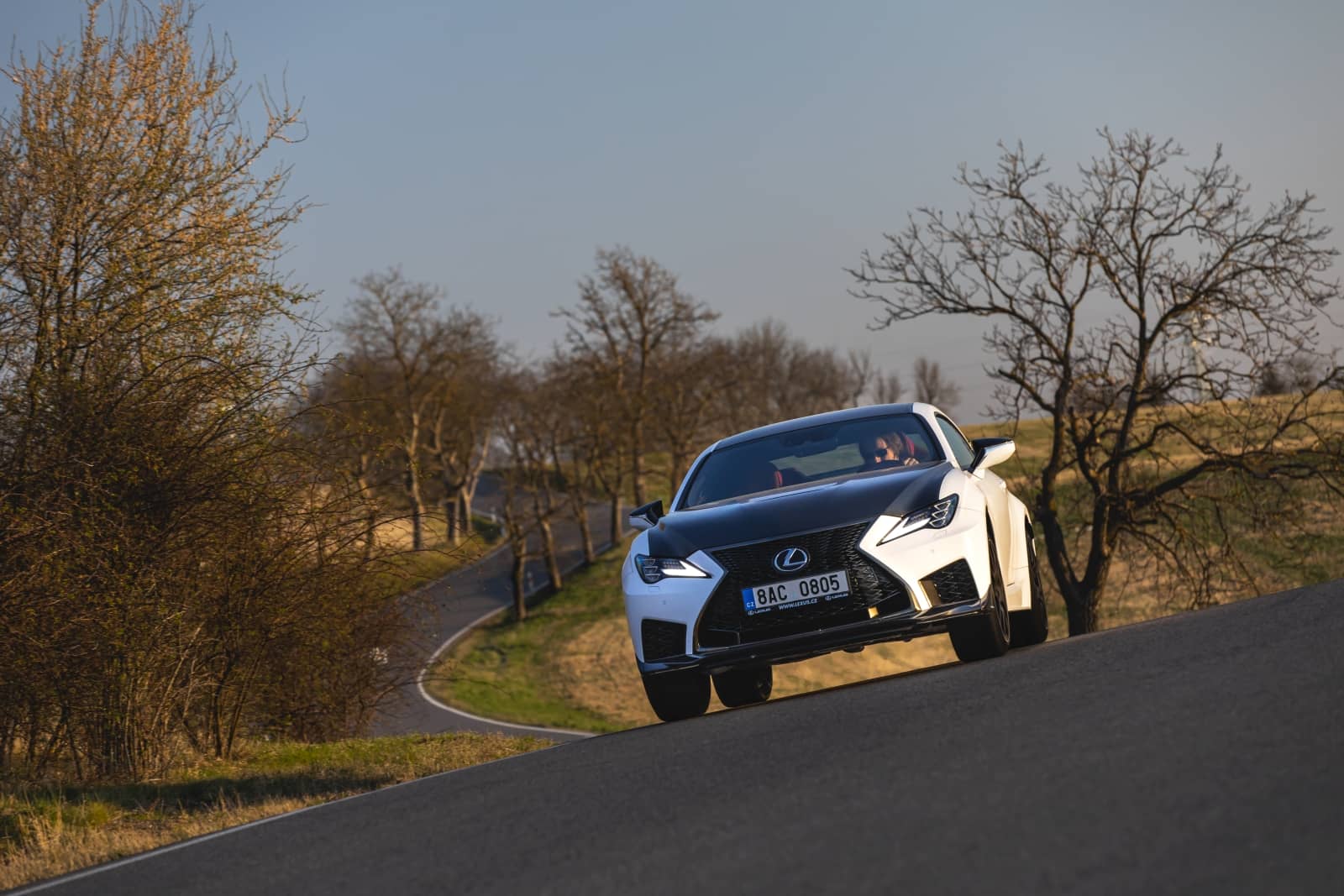 Rychlý test Lexus RC F Track Edition: Jiný, než se zdá - Autobible.cz ...