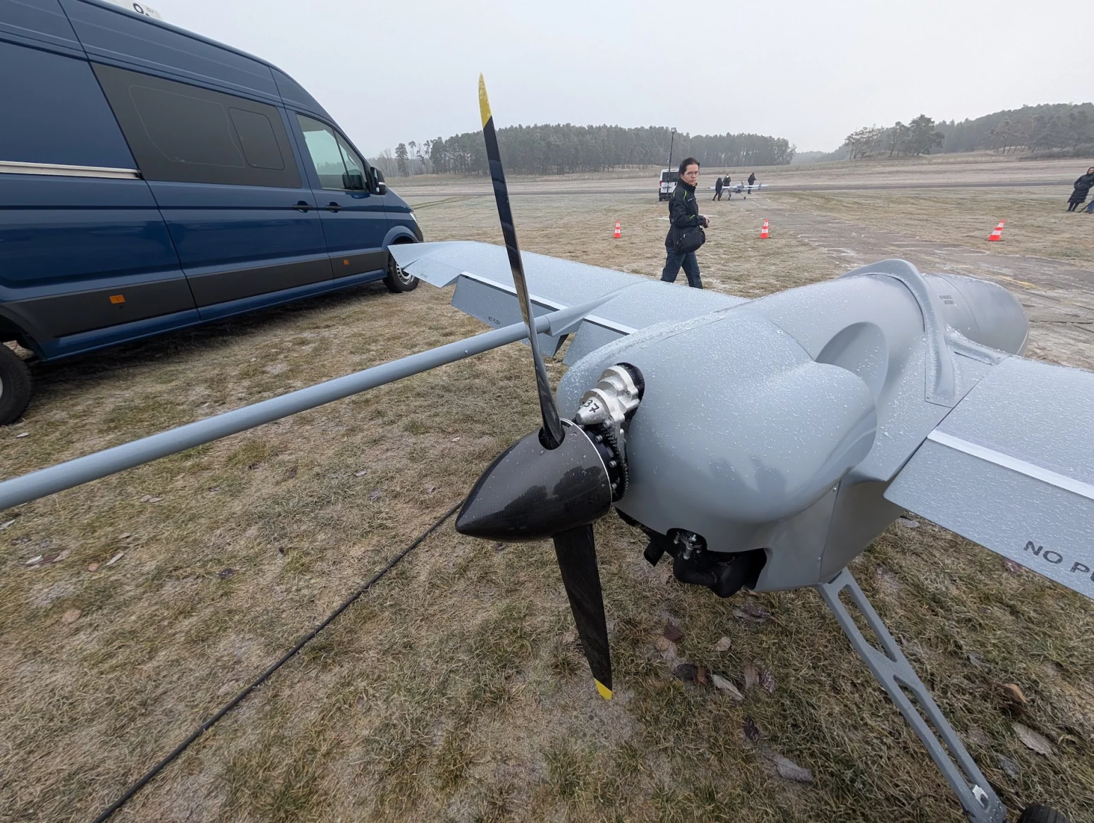 Zlaté české ručičky vytvořily mobilní vysílač z letícího dronu ...