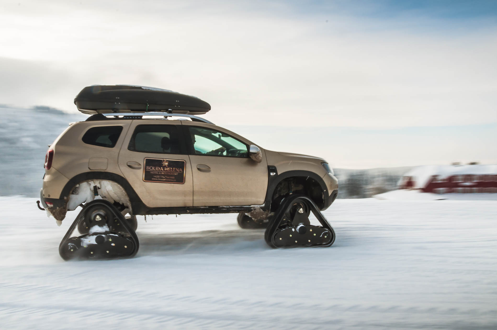 Dacia Duster ACF: Kam nevyjede běžný Duster, tam vyjede Duster na ...